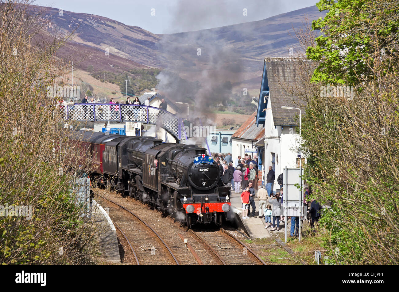 The Great Britain IV double header steam train with Black Five engines ...