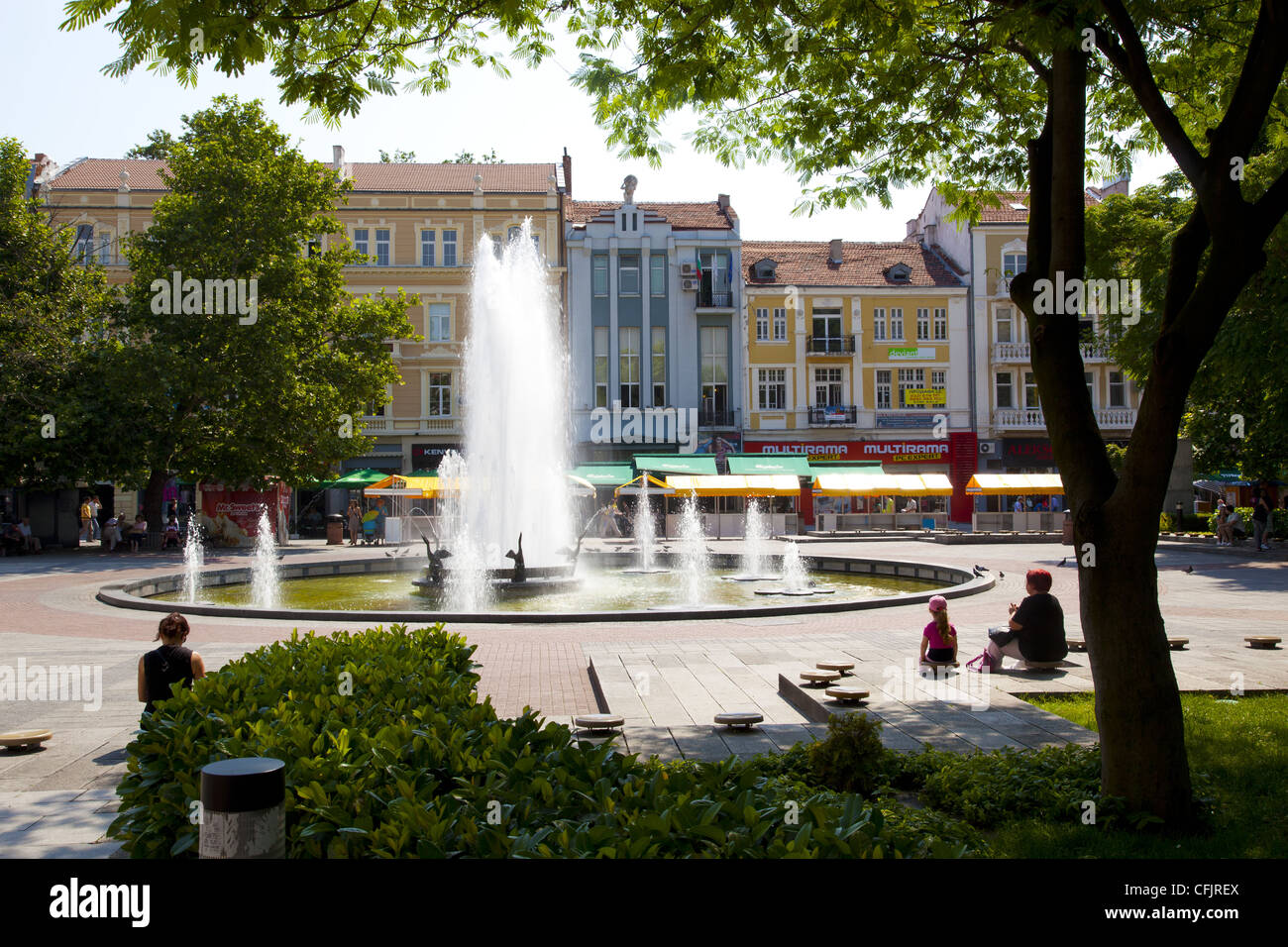 Fountain in Knyaz Alexander Battenberg Square (King Alexander ...