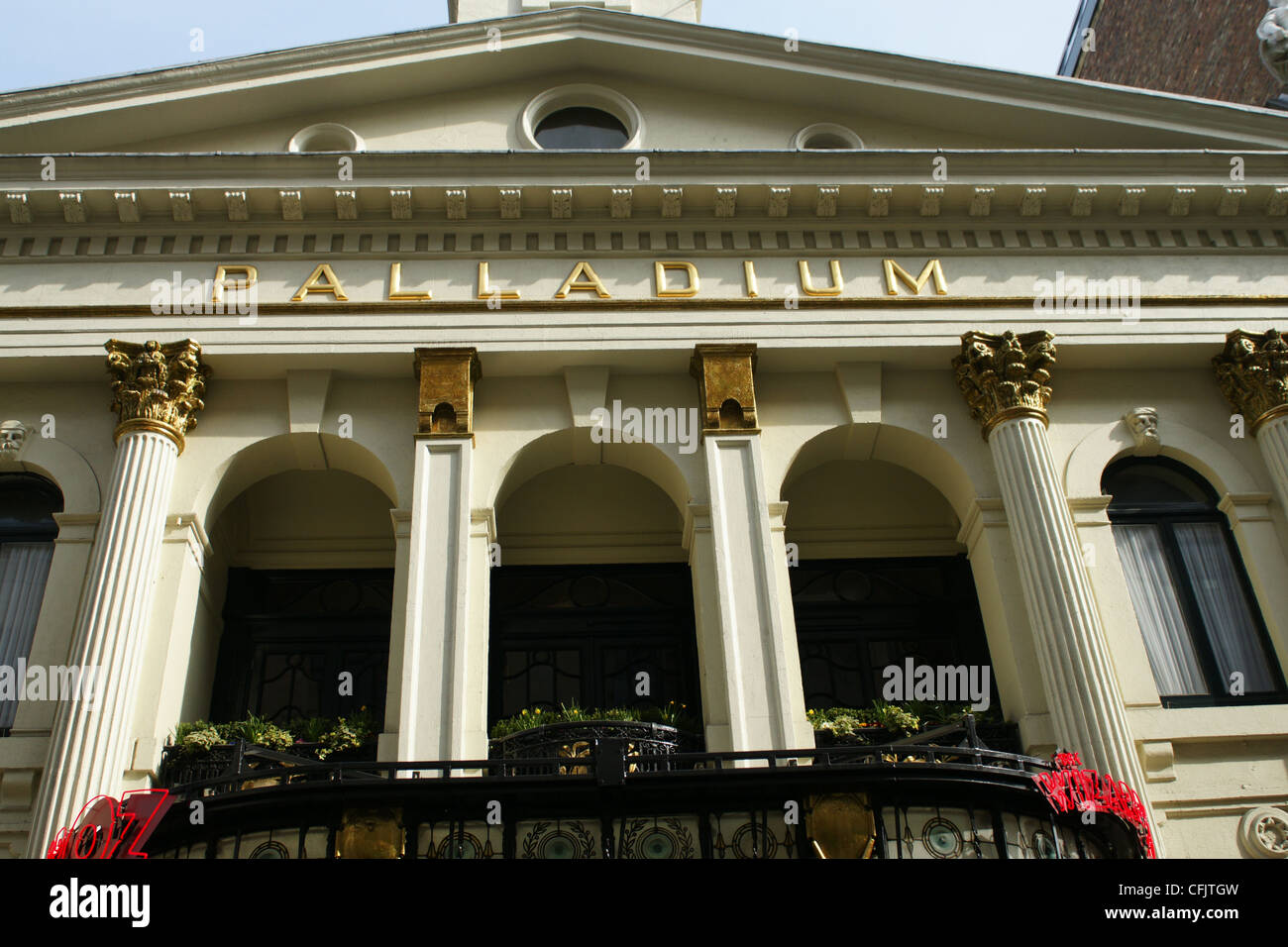 The London Palladium Stock Photo - Alamy