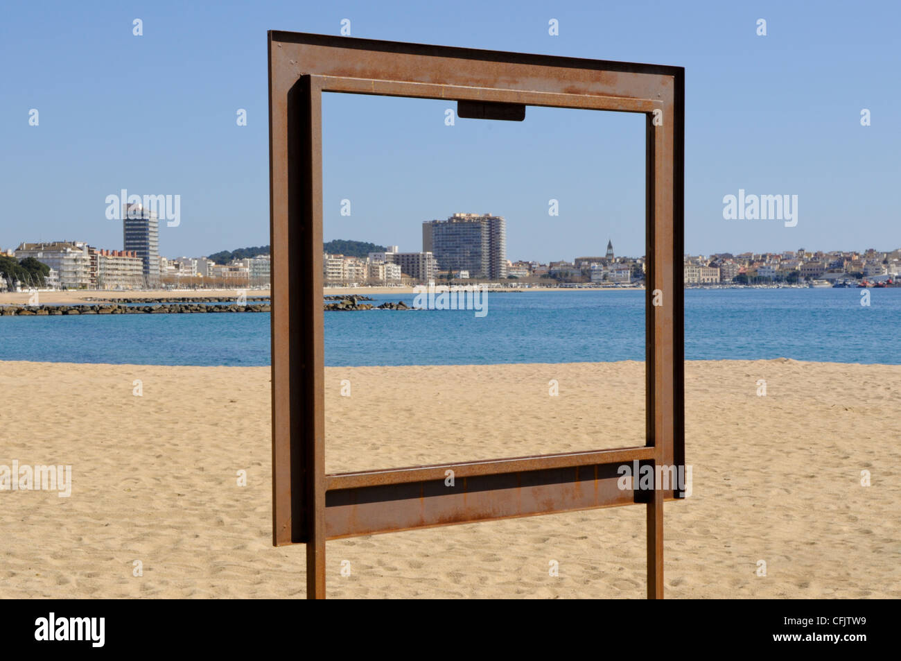 A beach scene on the Costa Brava Stock Photo - Alamy