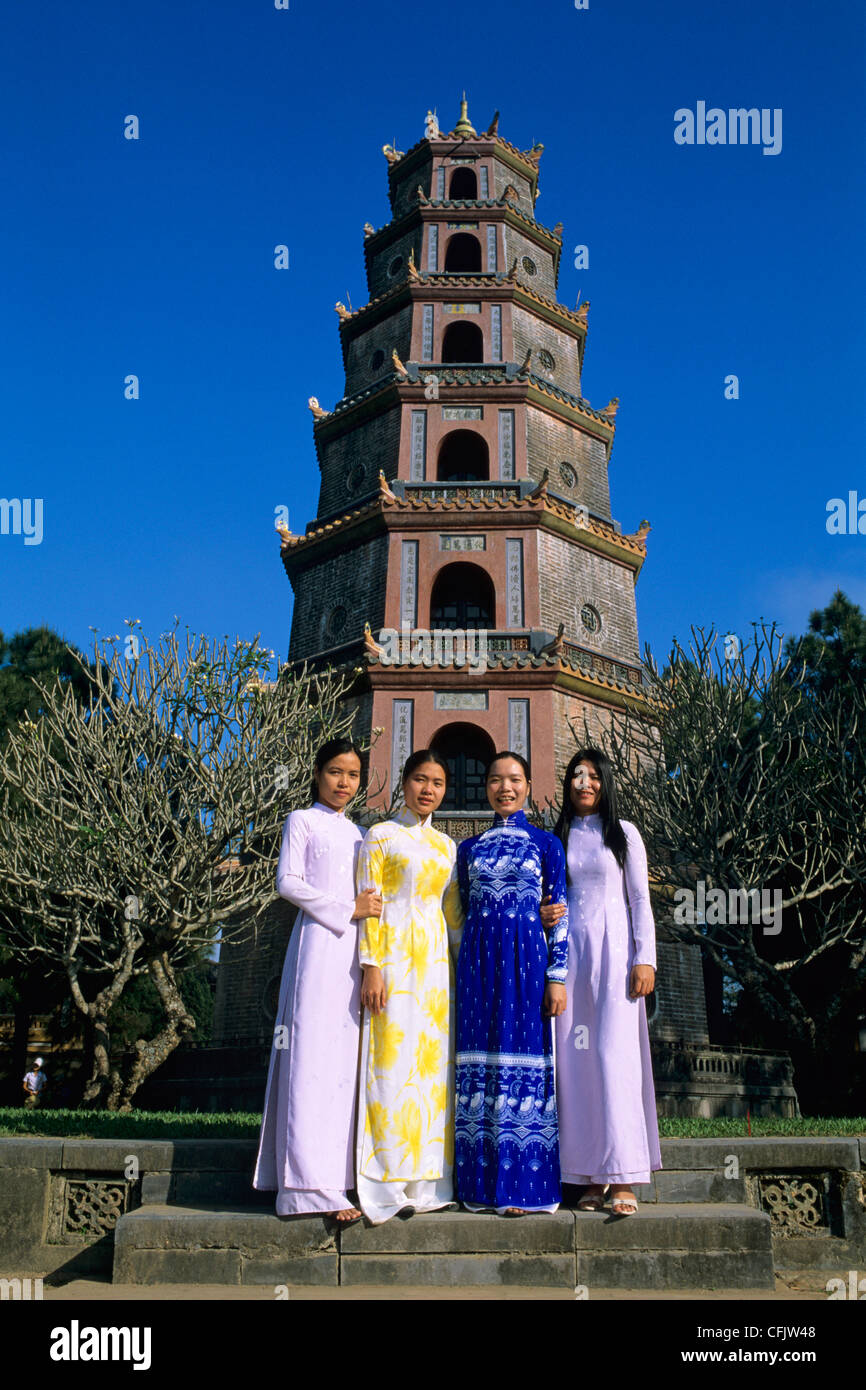 Thien Mu Pagoda (Pagoda of the Heavenly Lady), Vietnam, Indochina ...