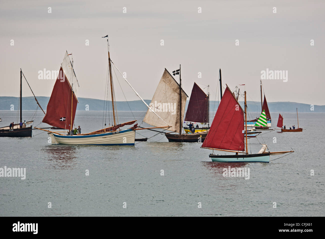 Looe luggers hi-res stock photography and images - Alamy