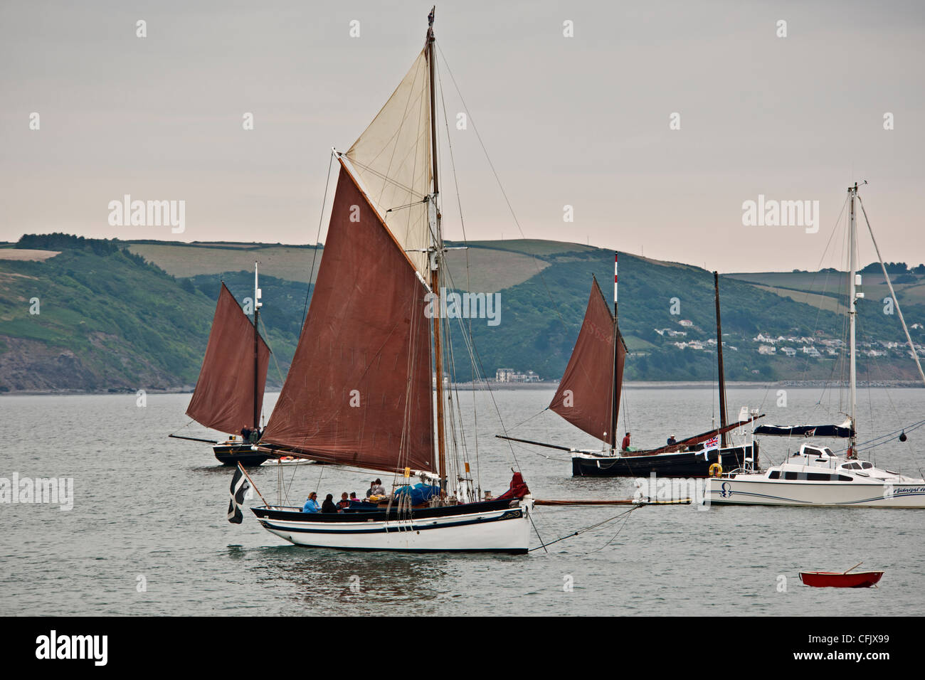Sailing luggers hi-res stock photography and images - Alamy