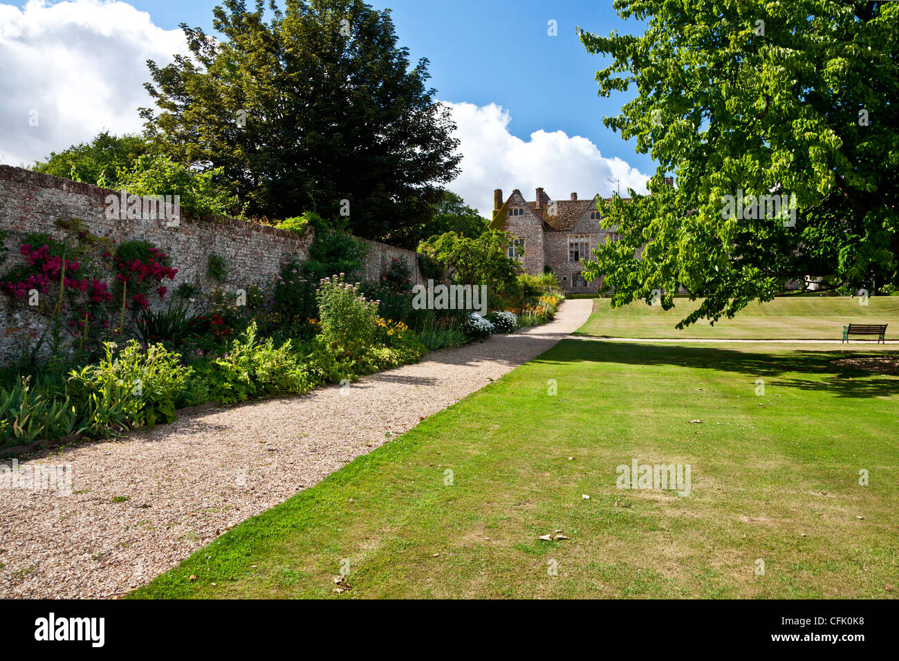 Lawn and garden of an English Tudor country manor in Berkshire, England ...