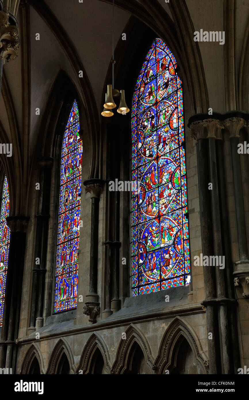 Inside lincoln cathedral hi-res stock photography and images - Alamy