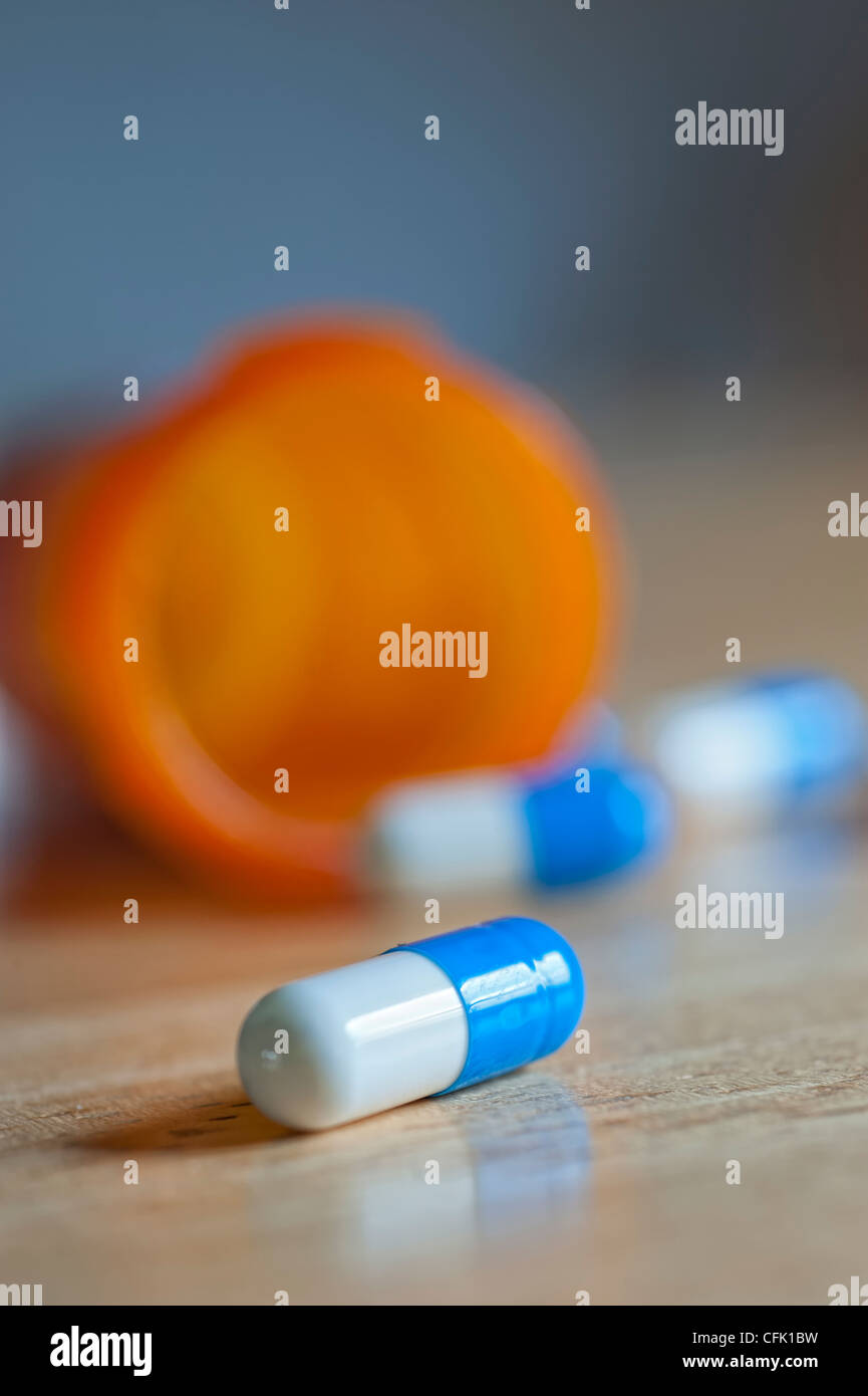 Pain Reliever Tablets Stock Photo - Alamy