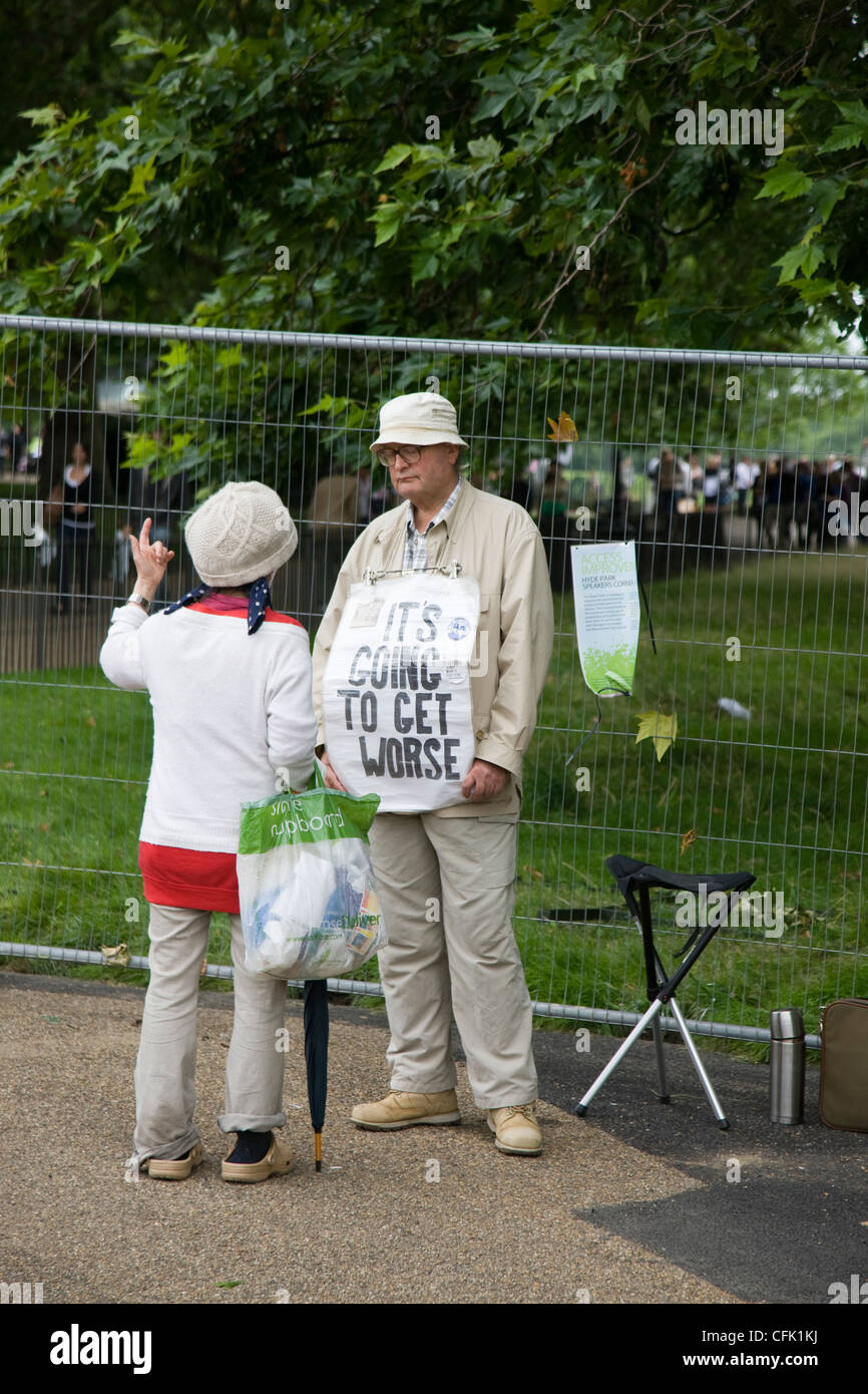 Glum hi-res stock photography and images - Alamy