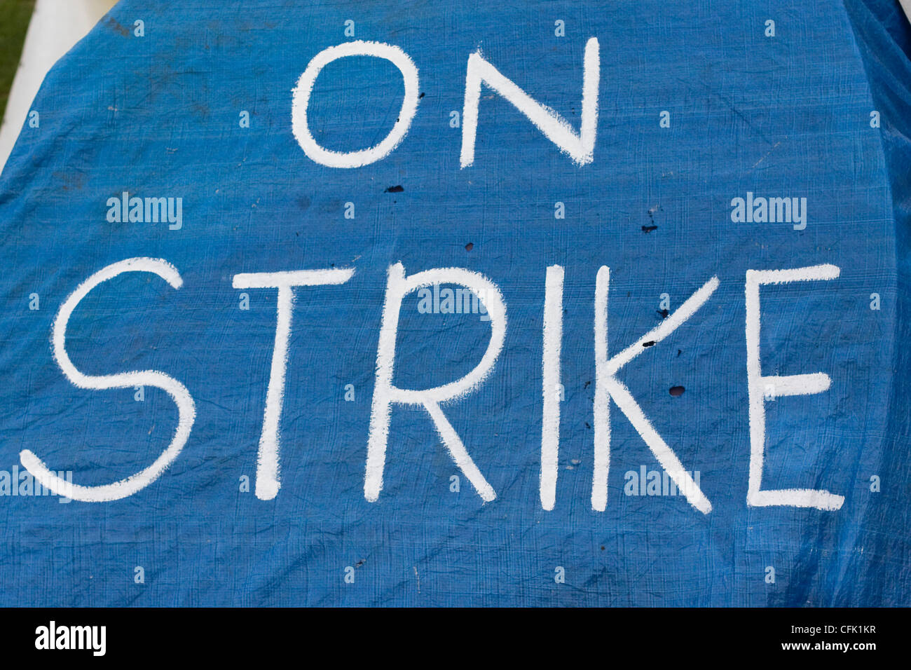 Nhs protests signs hi-res stock photography and images - Alamy