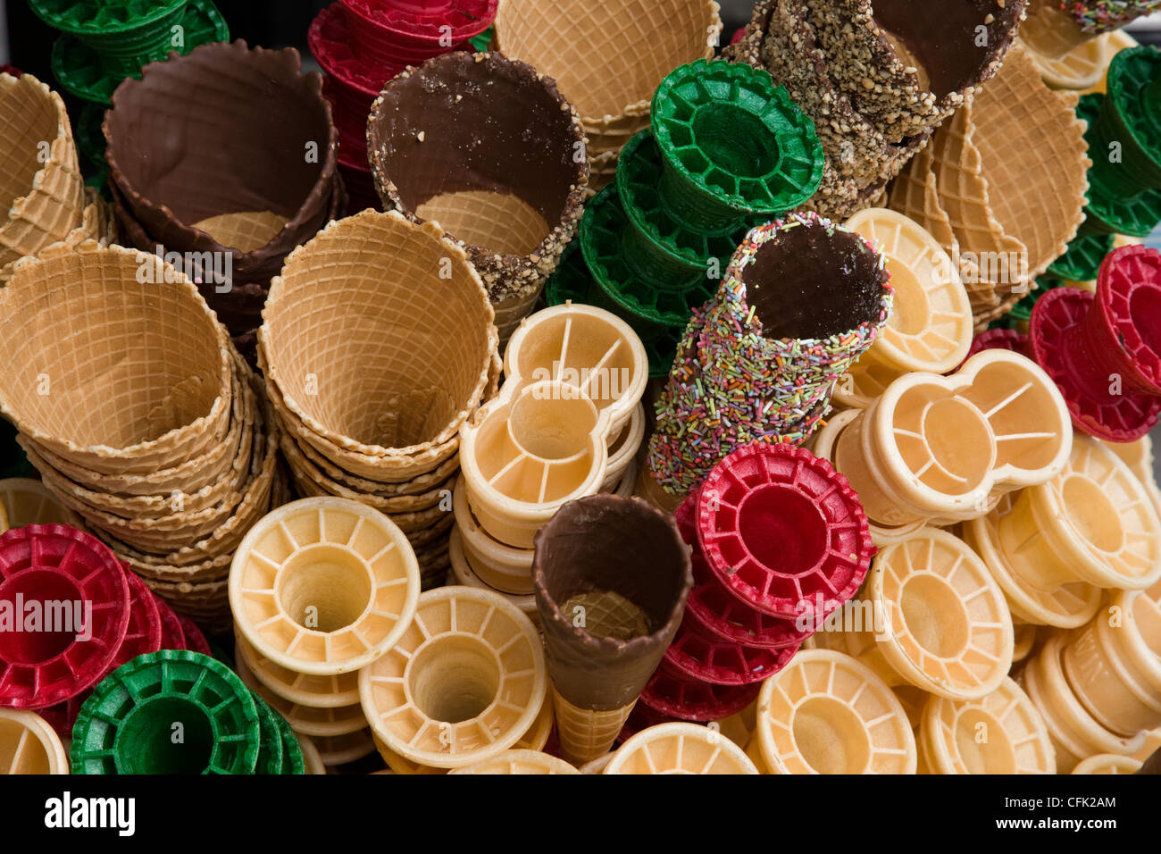 Variety of different ice-cream cones on an ice-cream stall Stock Photo ...