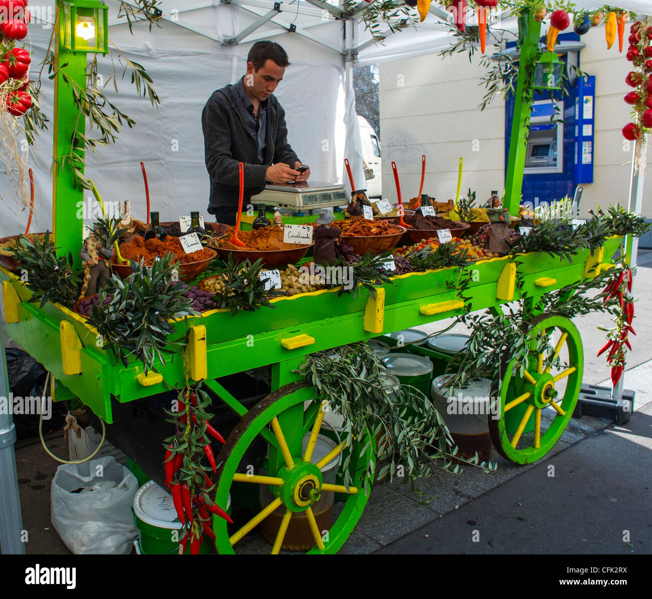 Street Food Vendor Montmartre 160+ Street Souvenir Vendors In Paris In