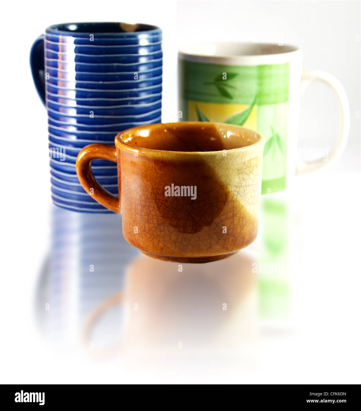 different color and different size of coffee cup Stock Photo - Alamy
