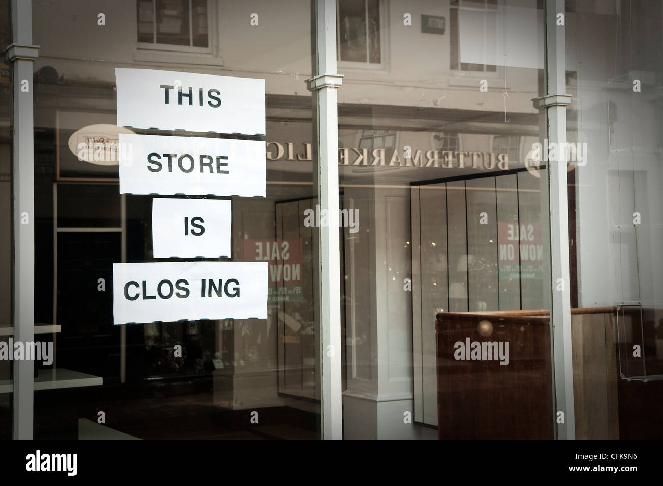 Uk store closing down hi-res stock photography and images - Alamy