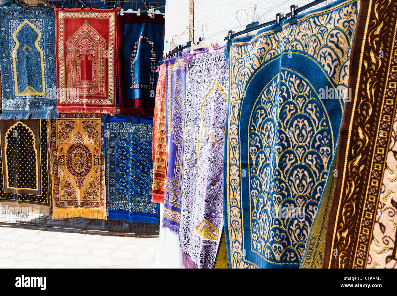 Carpet middle east floor hi-res stock photography and images - Alamy