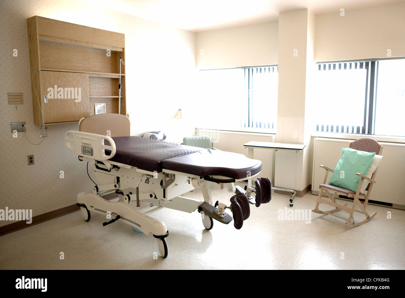 Empty Hospital Room Stock Photo - Alamy