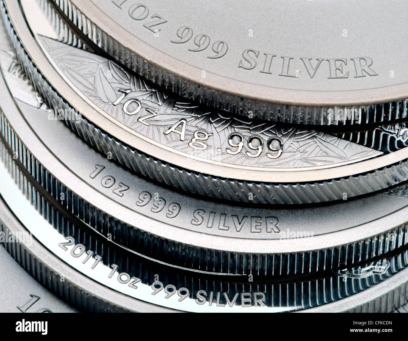 Troy ounce hi-res stock photography and images - Alamy