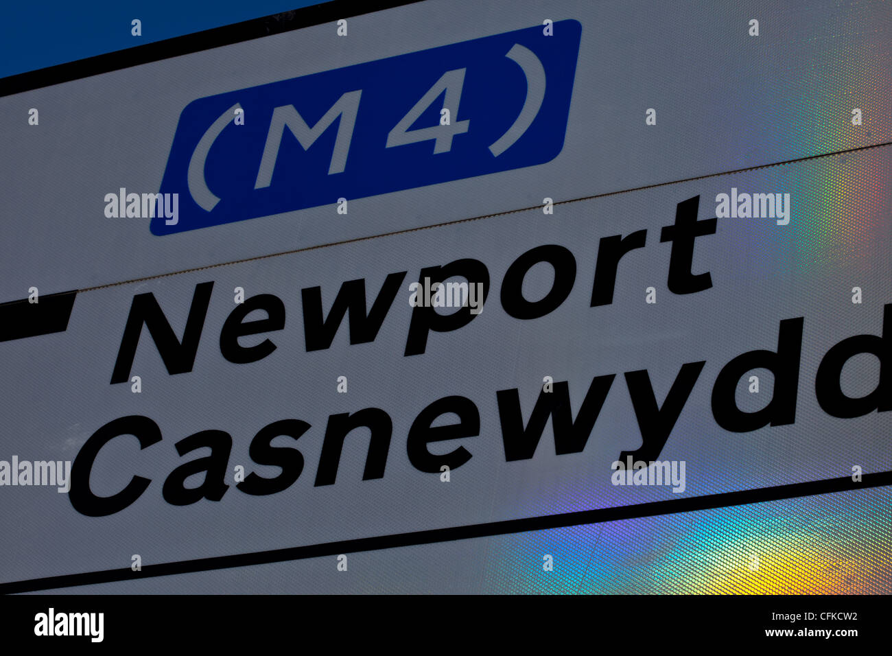 M4 road sign hi-res stock photography and images - Alamy