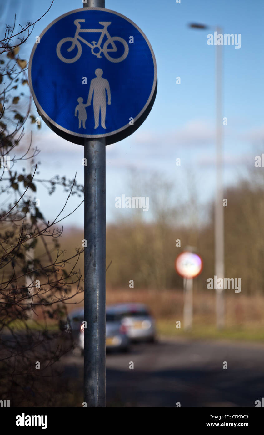 cyclist and pedestrians sign,cyclists and pedestrians sharing pavement ...