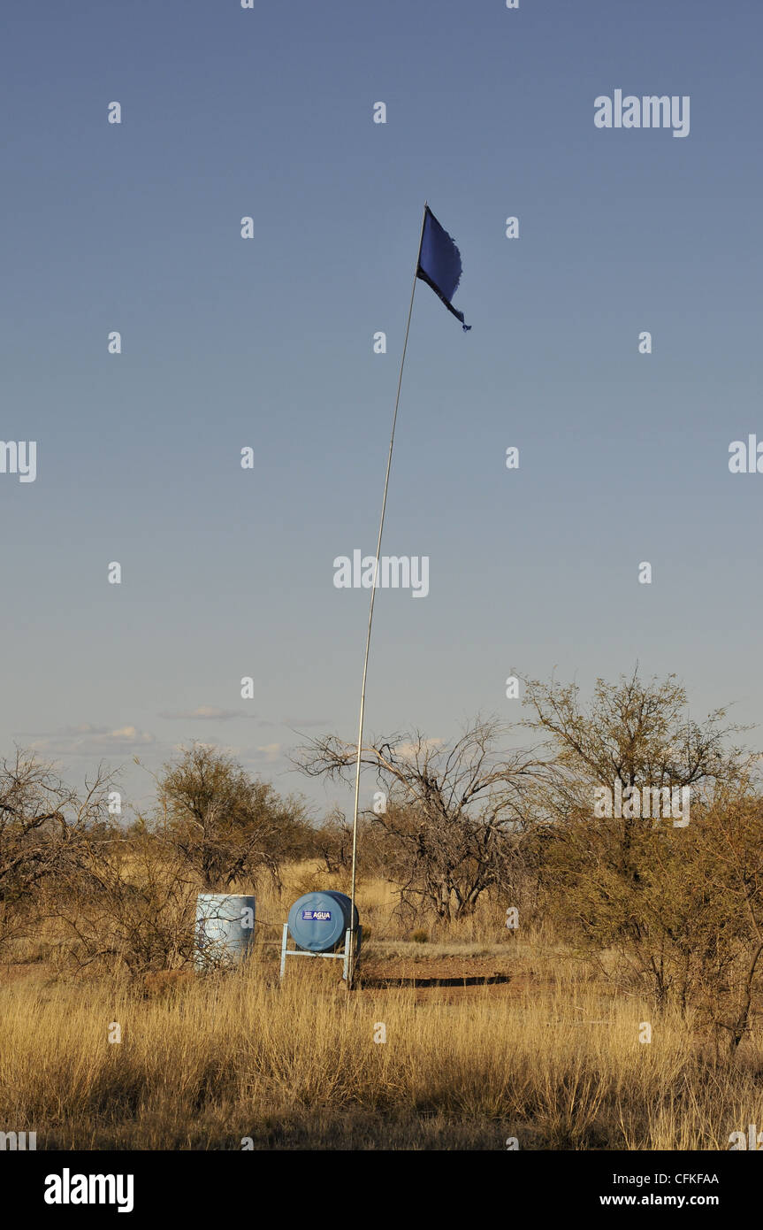 A water station by Humane Borders provides water to undocumented ...