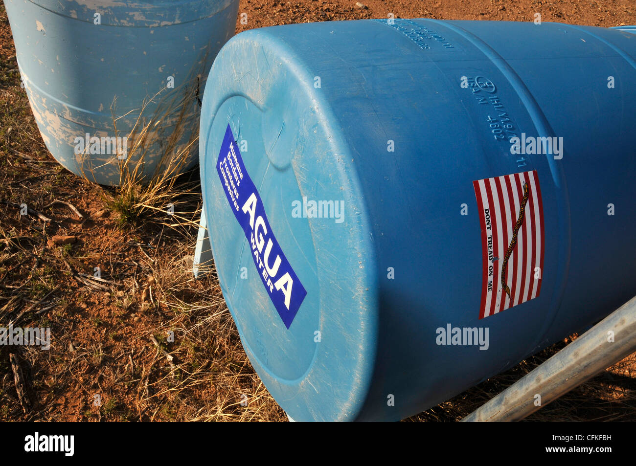 A water station by Humane Borders provides water to undocumented ...