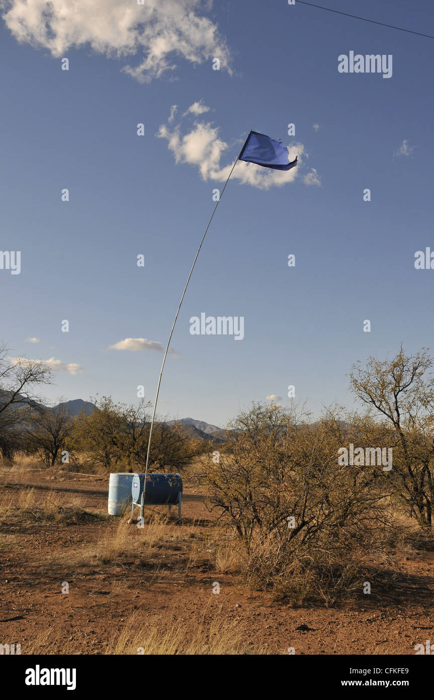 A water station by Humane Borders provides water to undocumented ...