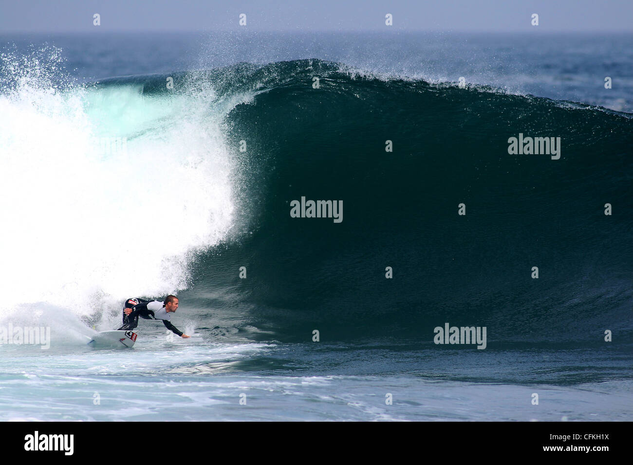 Bottom turn surf hi-res stock photography and images - Alamy