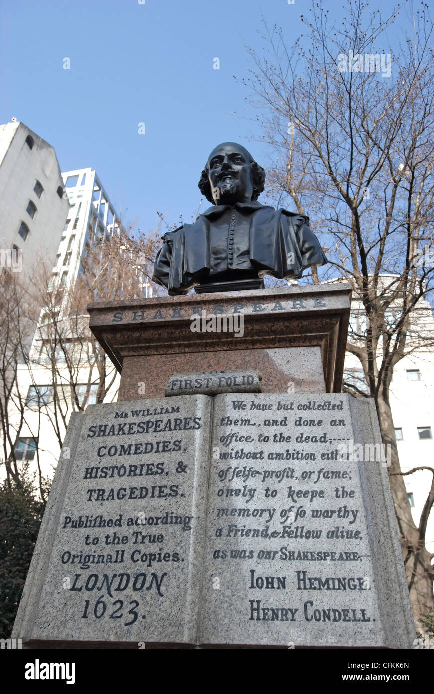 william shakespeare memorial in aldermanbury gardens, city of london ...