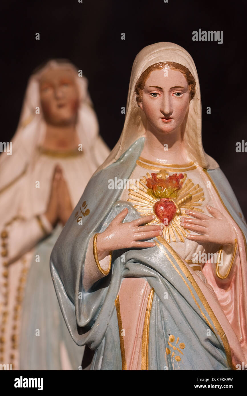 Holy statues hi-res stock photography and images - Alamy