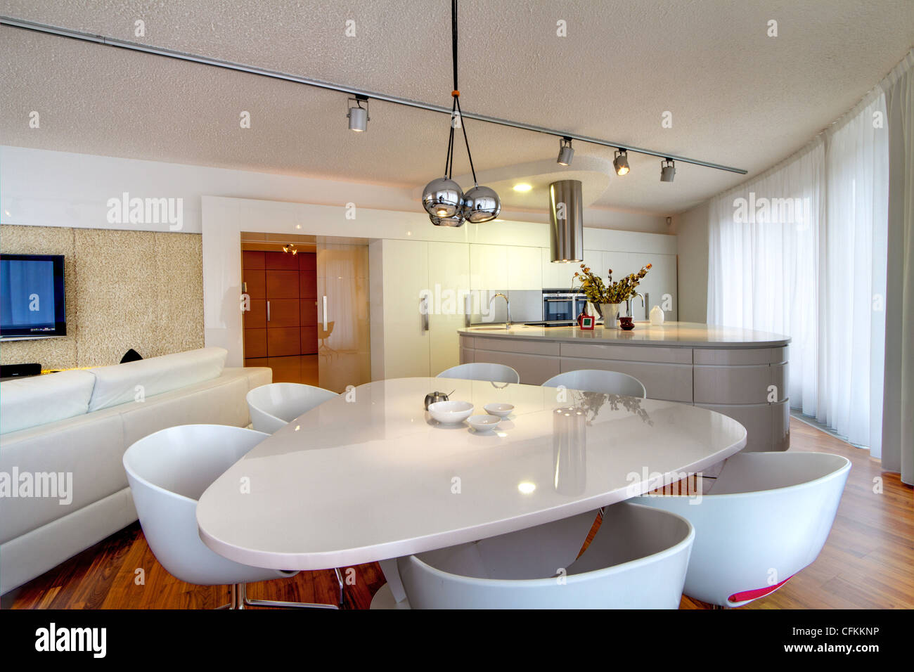 Curved drawer unit hi-res stock photography and images - Alamy