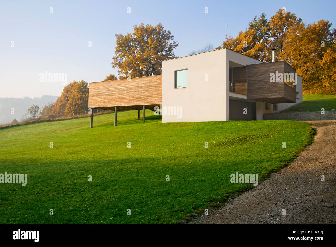 Modern house in countryside Stock Photo - Alamy