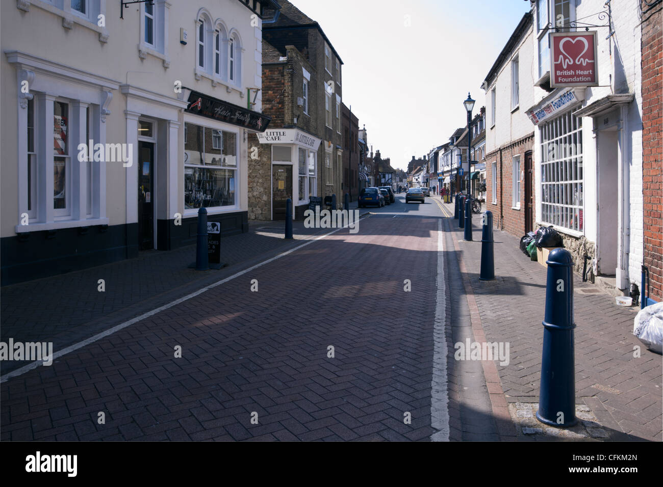 High street shops hythe kent hi-res stock photography and images - Alamy