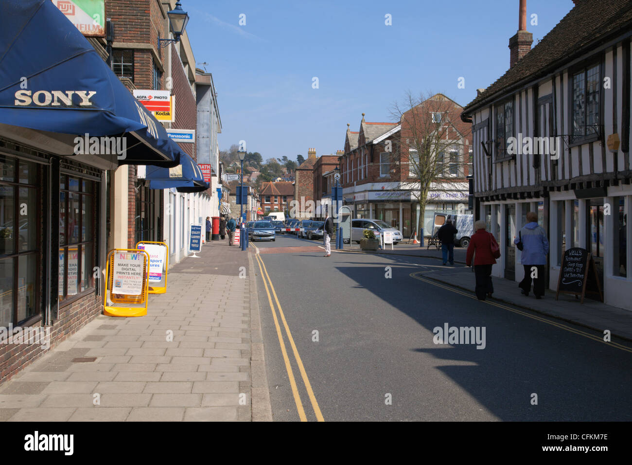 High street shops hythe kent hi-res stock photography and images - Alamy