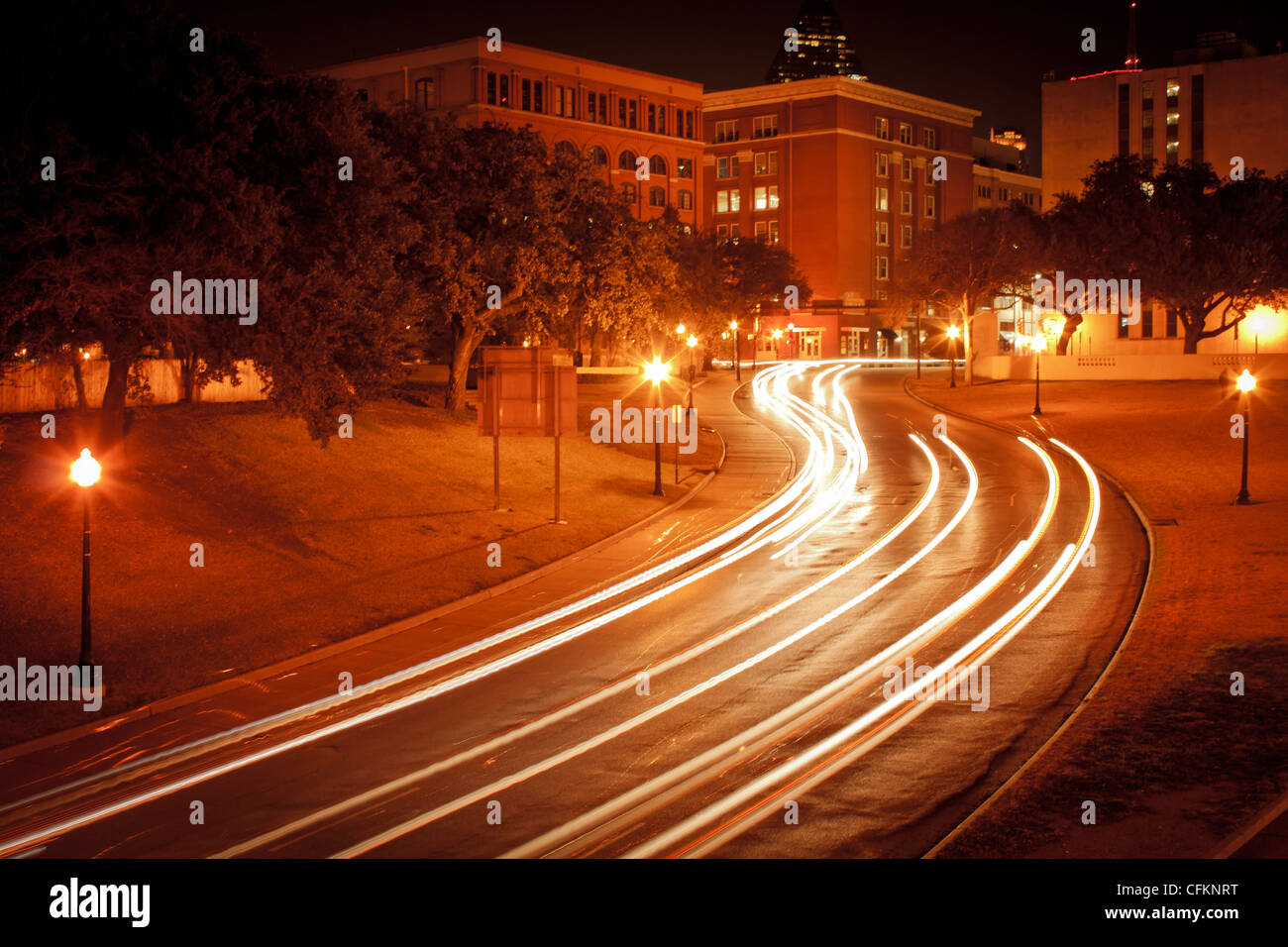 Elm street dallas hi-res stock photography and images - Alamy