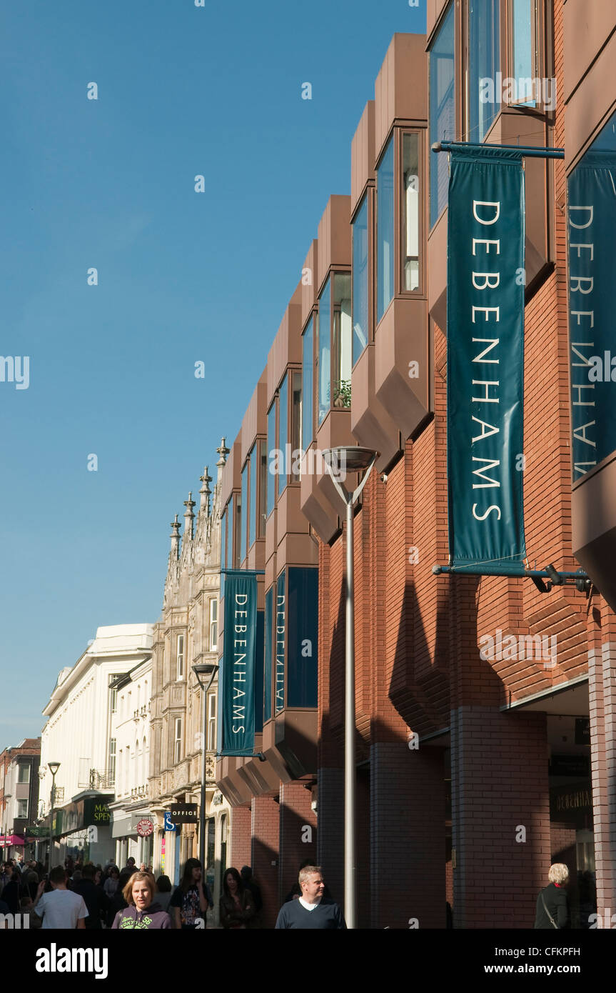 Debenhams facade hi-res stock photography and images - Alamy