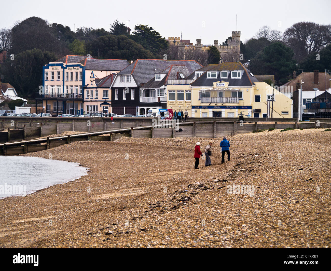 Whitstable beach with the castle, hotel and pub in view Stock Photo - Alamy