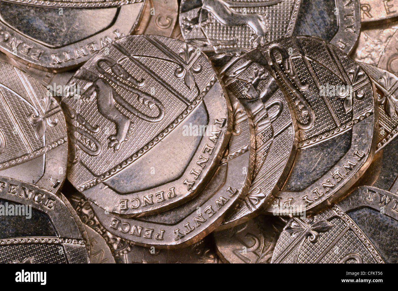 Close detail of UK twenty pence (20p) coins Stock Photo - Alamy