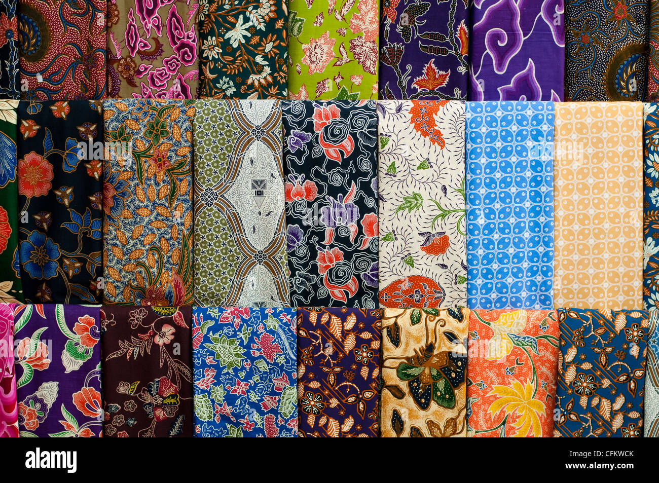 Batik cloth hi-res stock photography and images - Alamy