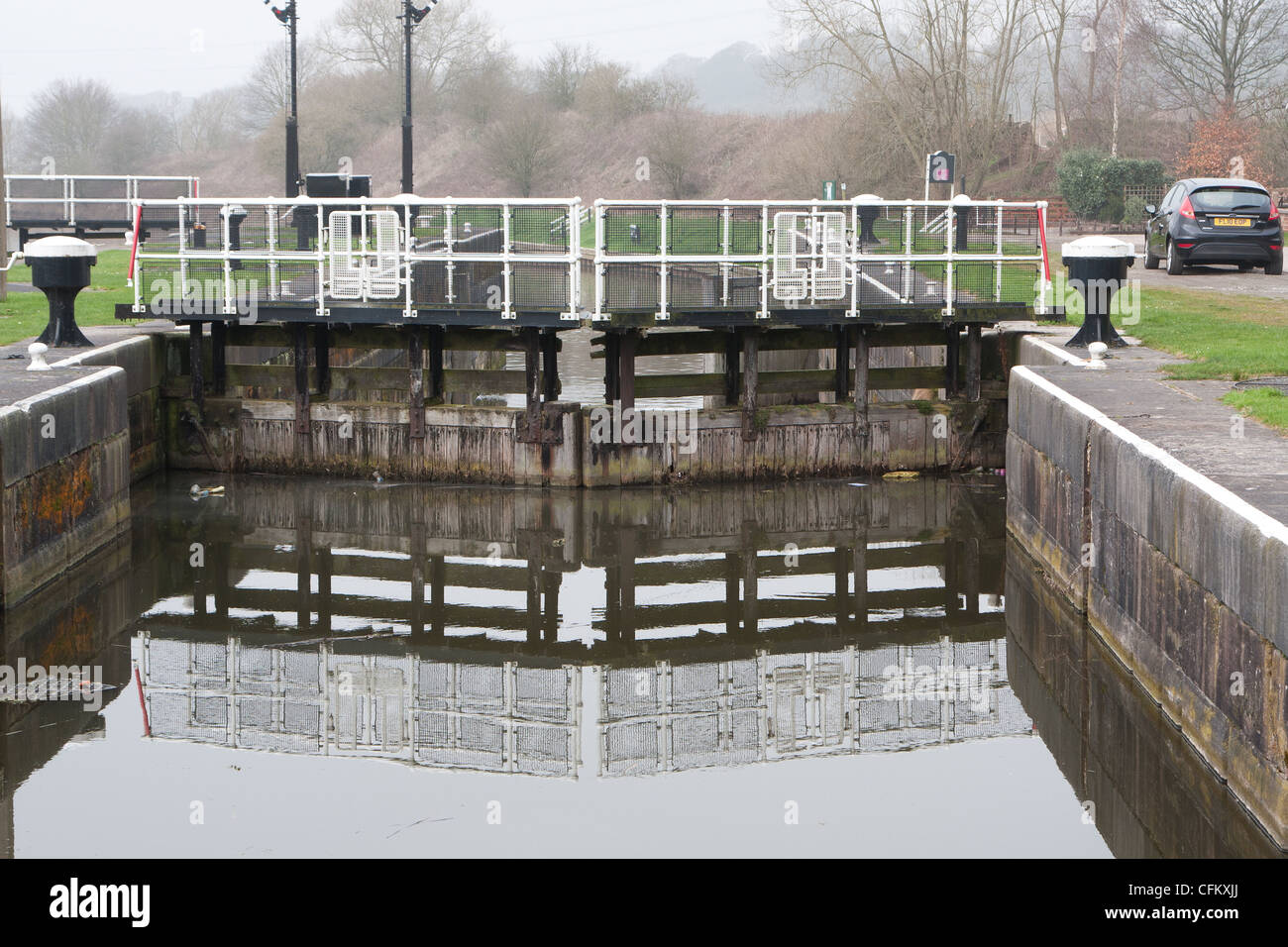 Saltersford Locks, River Weaver, Cheshire Stock Photo - Alamy