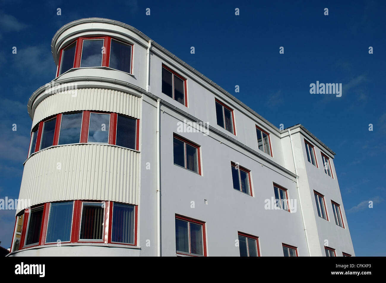 modern house with rounded corner Stock Photo - Alamy