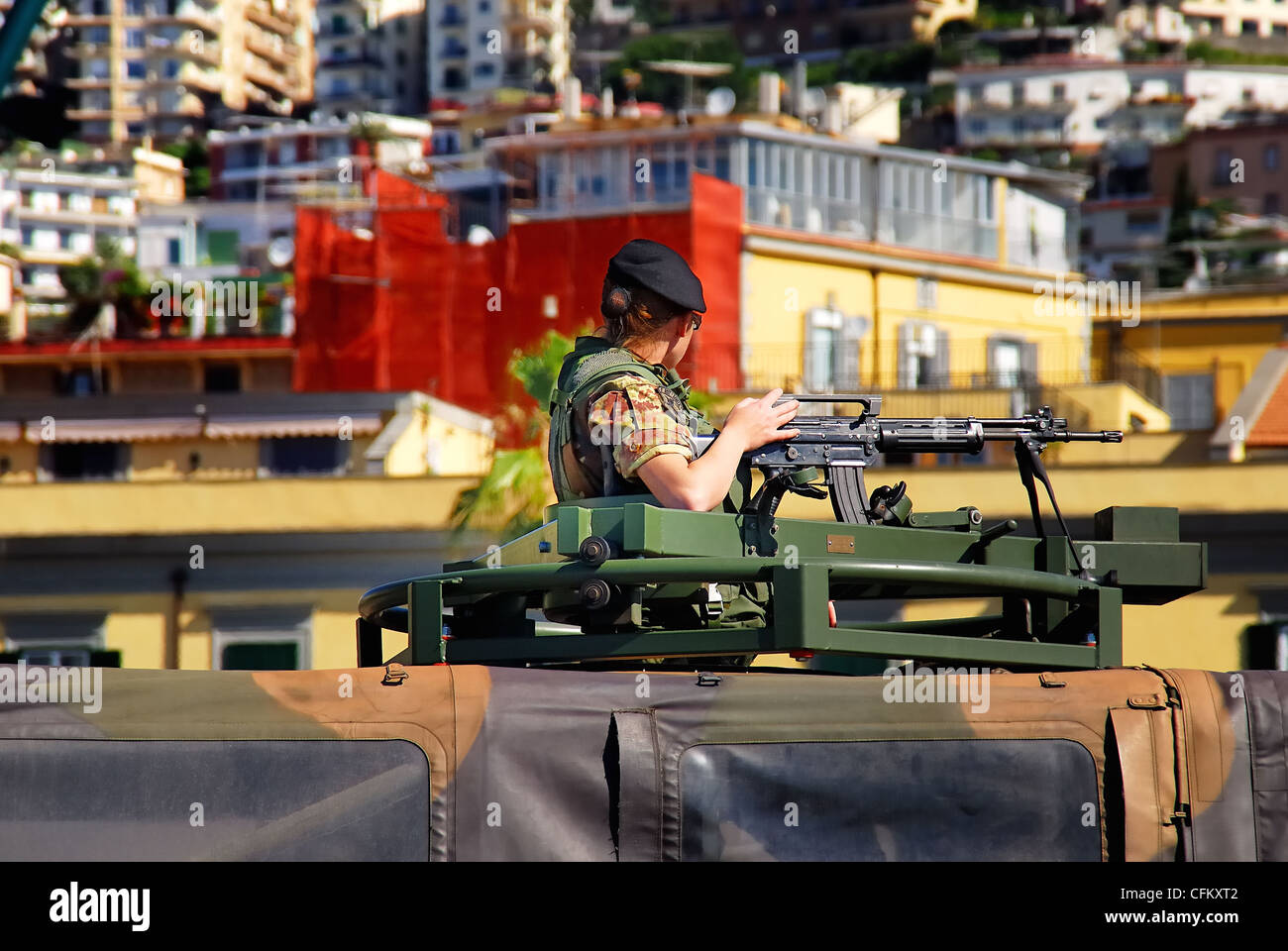 An Italian woman soldier guards the U.S. Consulate in Naples Stock ...