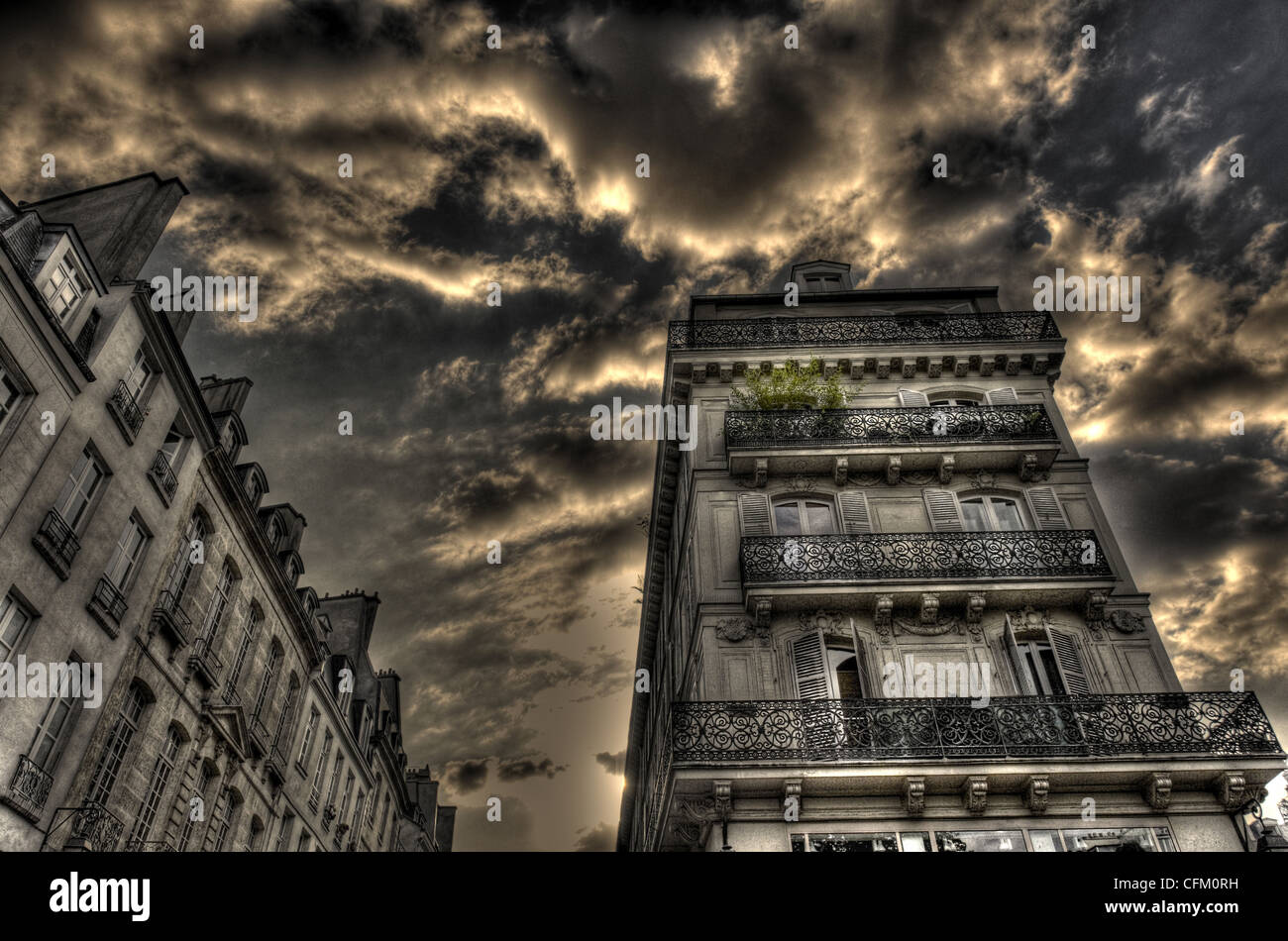 Cloudy and overcast sky hi-res stock photography and images - Alamy