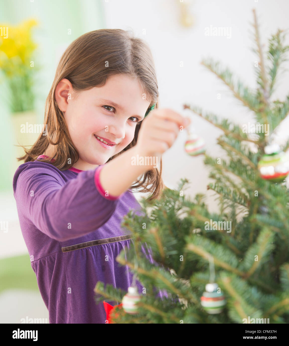 Tree with girl hi-res stock photography and images - Alamy