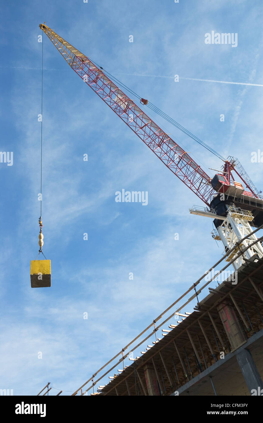 Heavy crane hook block hi-res stock photography and images - Alamy