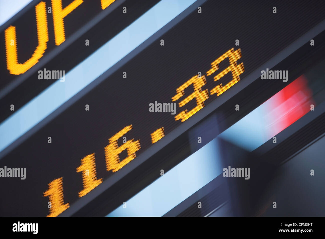 Times square ticker tape new york hi-res stock photography and images ...