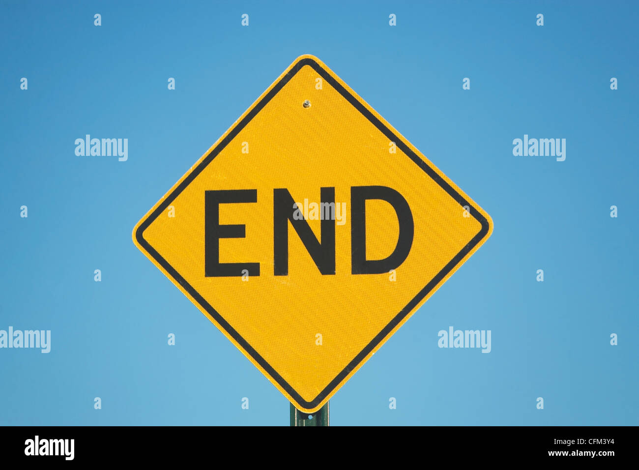 Dead end sign hi-res stock photography and images - Alamy