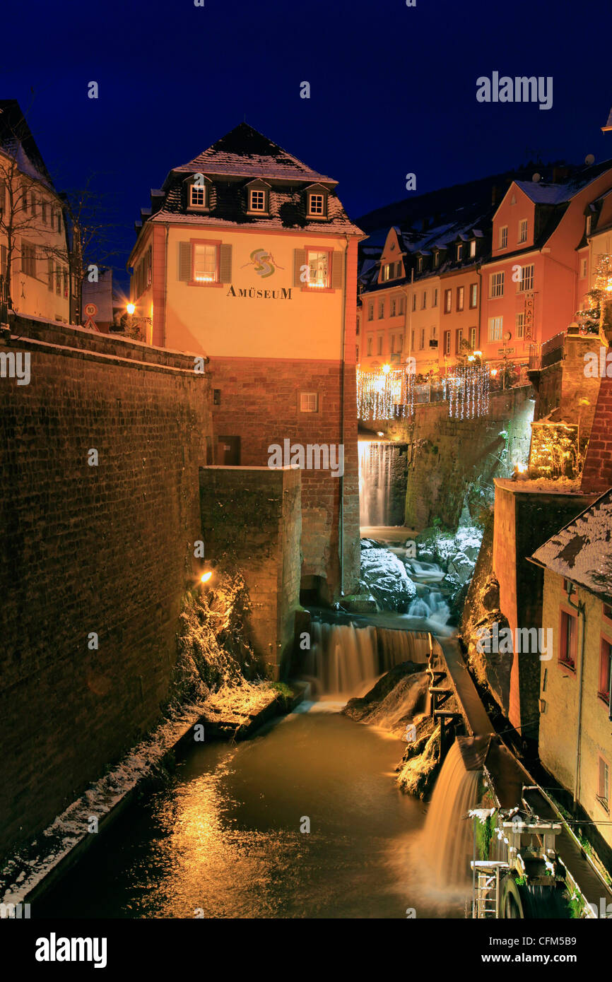 Old town and waterfall on River Leuk, Saarburg, Saar Valley, Rhineland ...