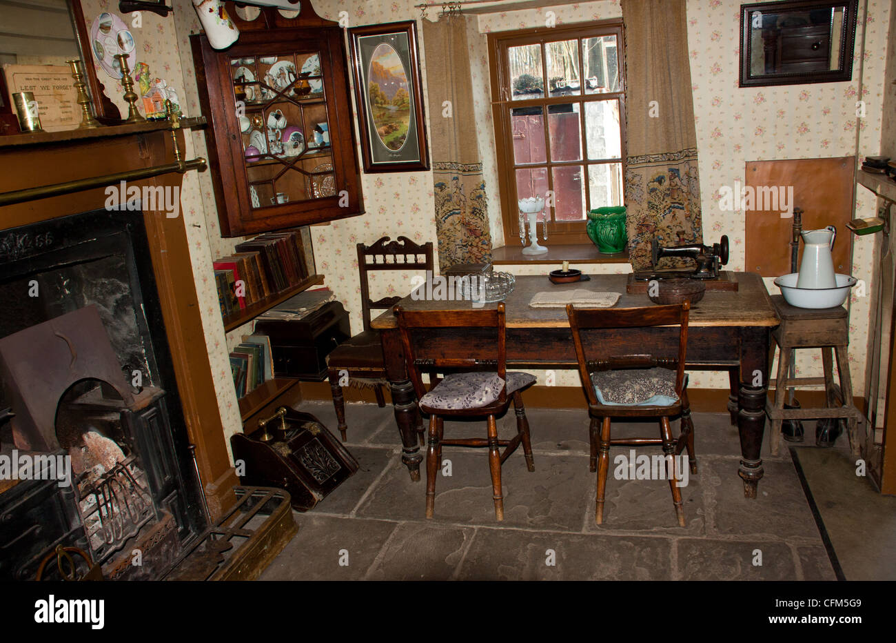 1930's style workers cottage interior Stock Photo - Alamy
