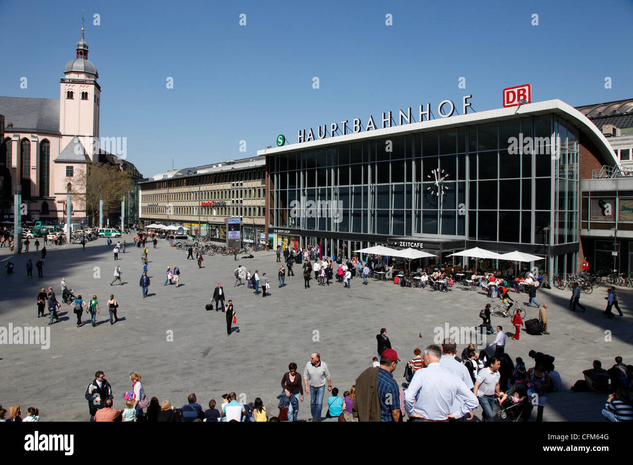 Central Station, Cologne, North Rhine Westphalia, Germany, Europe Stock ...