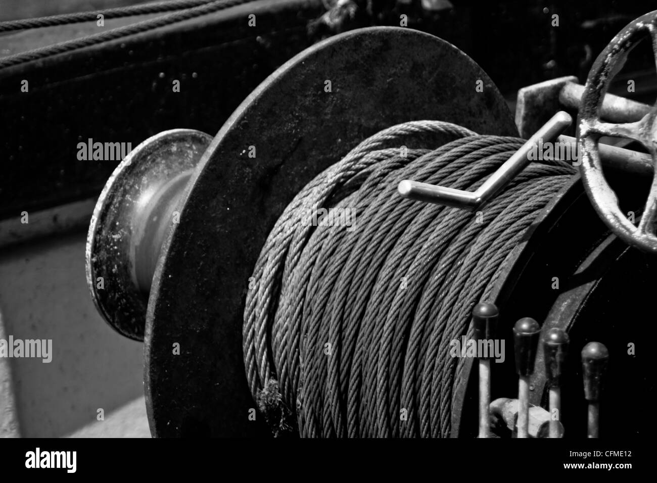 An old boat winch Stock Photo - Alamy