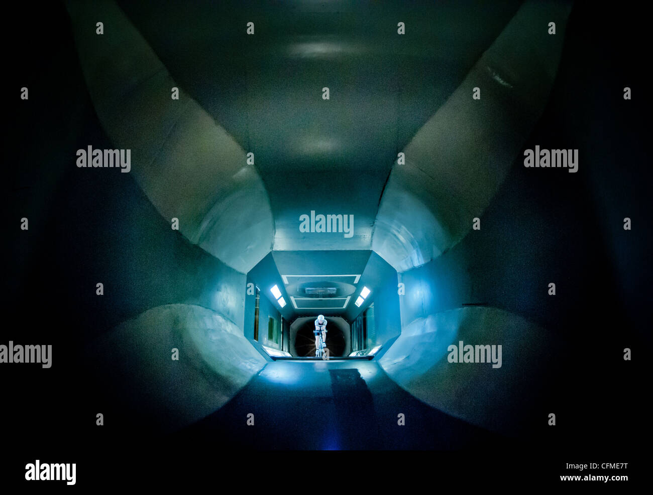 Slipstream aerodynamics hi-res stock photography and images - Alamy