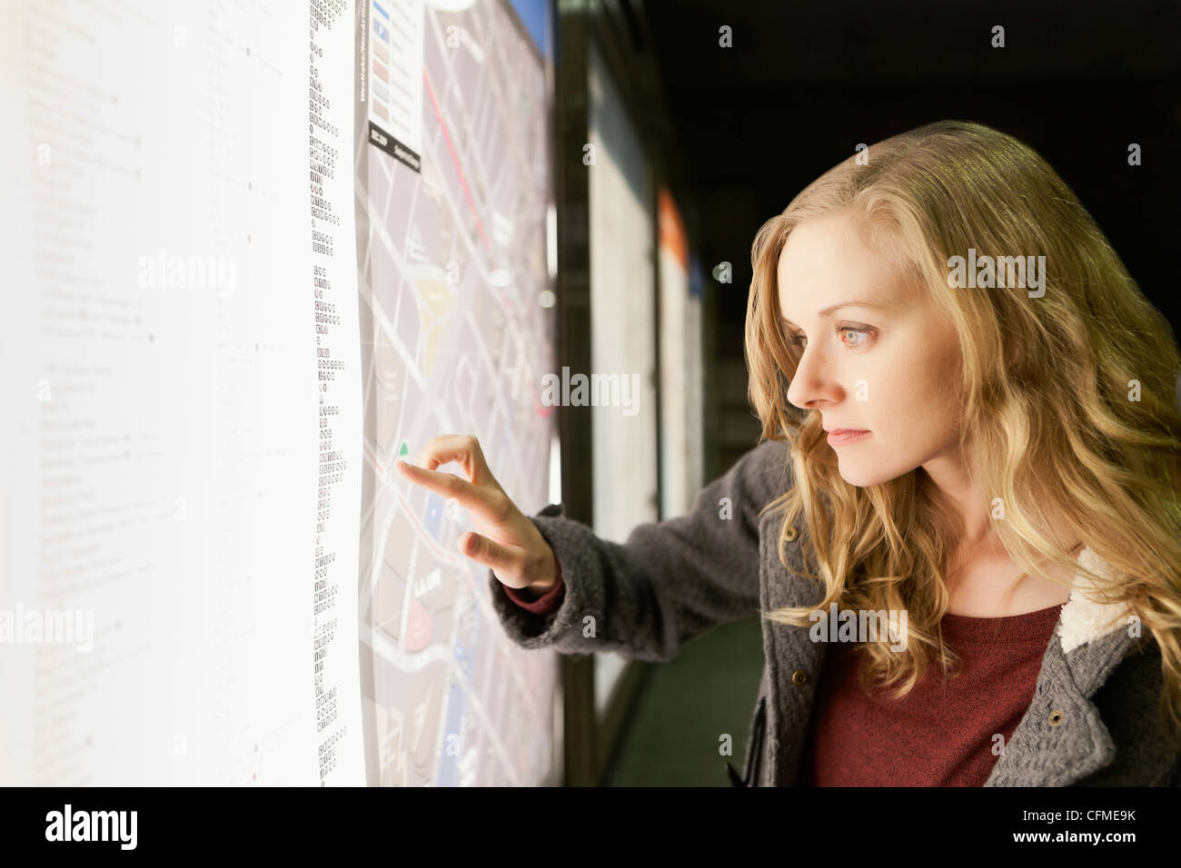 Checking subway map hi-res stock photography and images - Alamy